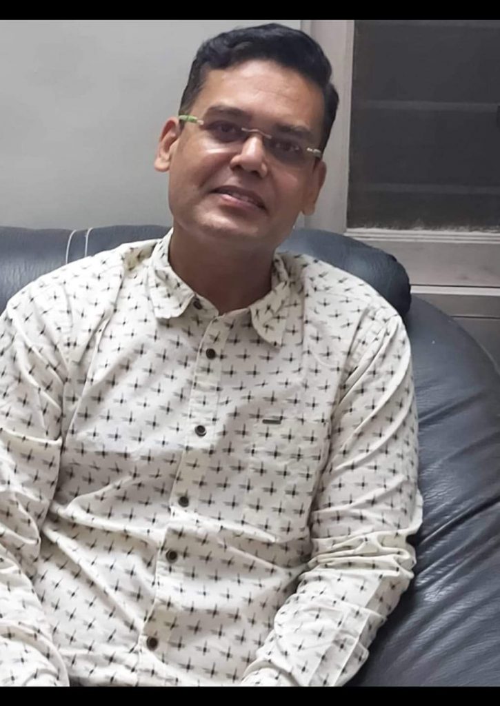 Dr अमित शुक्ला के गायब होने को रहस्य सुलझाने में जुटी पुलिस , अफवाहों ...